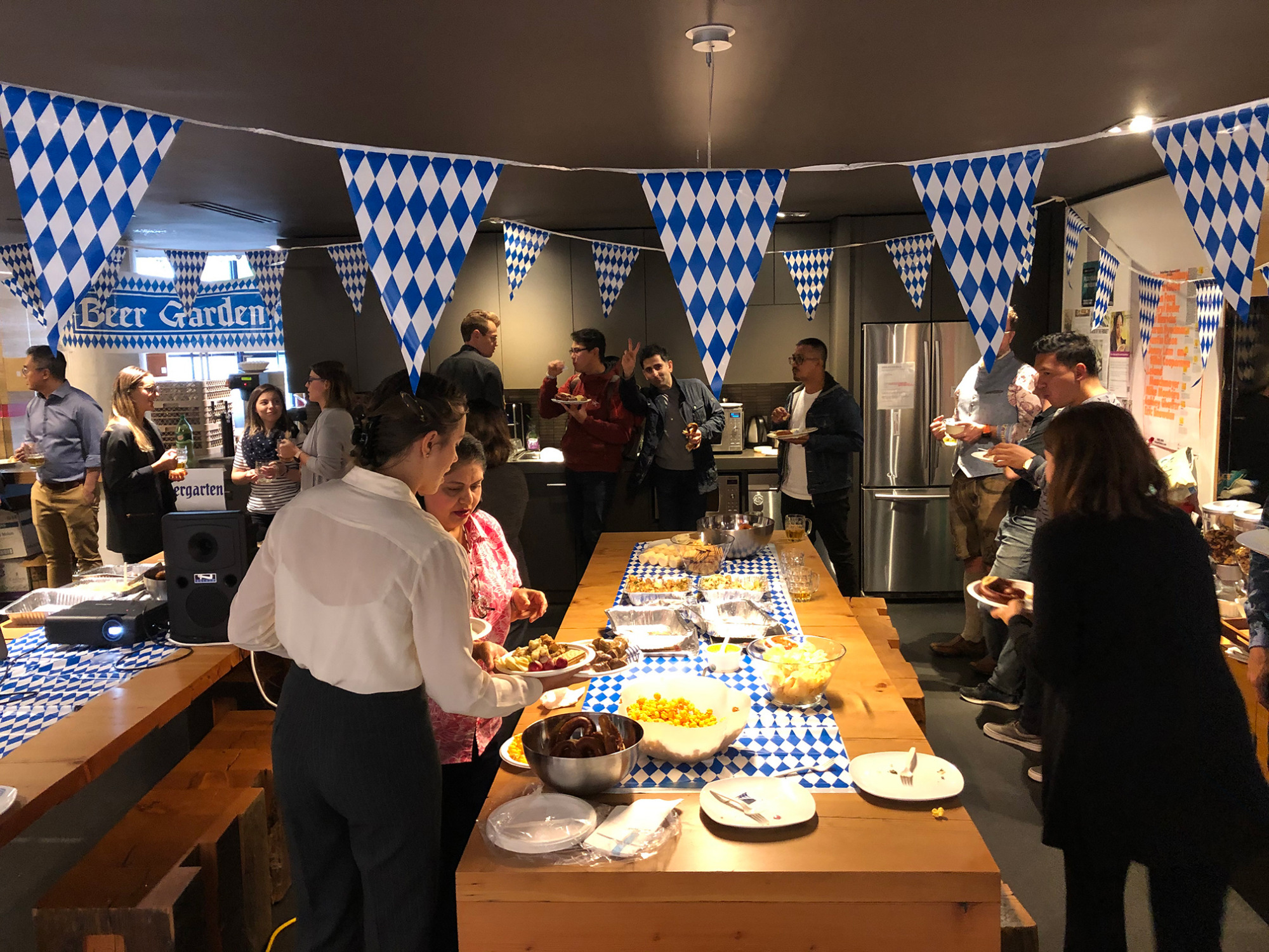 Vancouver - DIALOG | DIALOG