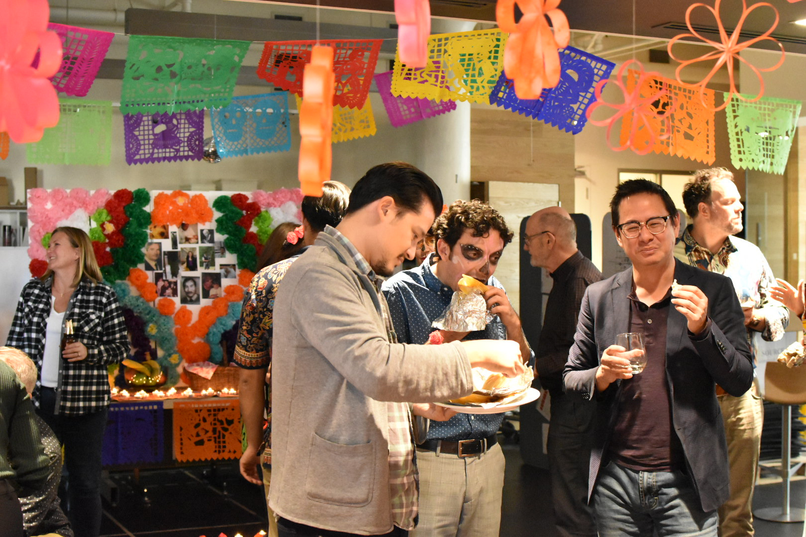 Vancouver - DIALOG | DIALOG