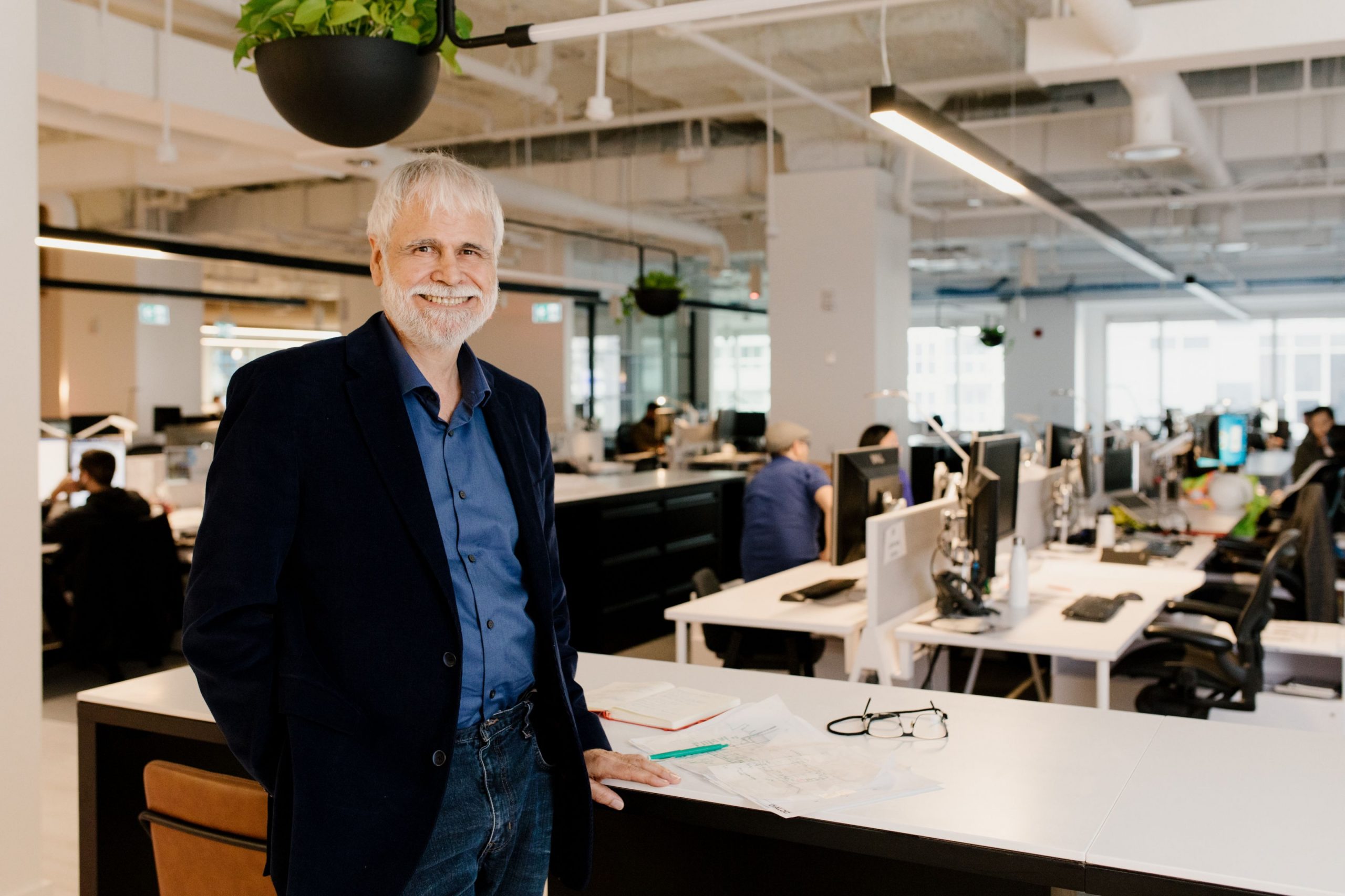 Ralph Holmes - DIALOG | DIALOG